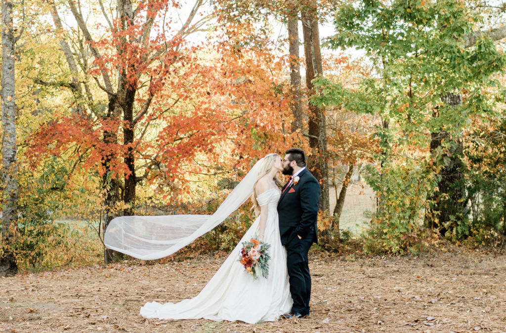 Fall Catholic Wedding of Cassidy + Brandon » Horn Photography and ...